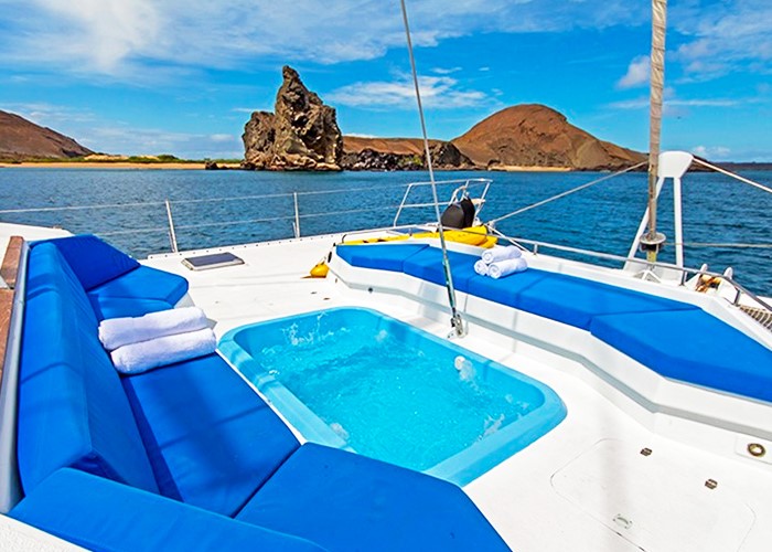 Galapagos Island Cruises: Enjoy a Smooth Catamaran Ride
